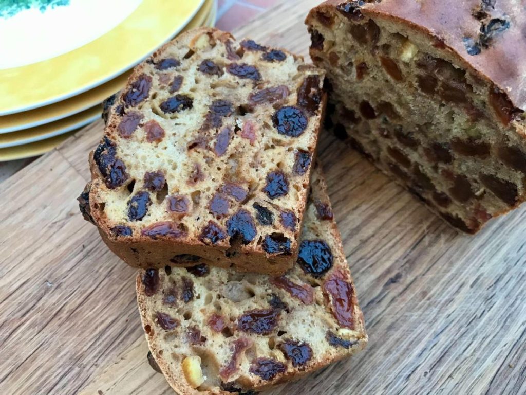 Fat Free Fruit Cake - Cinnamon and Kale