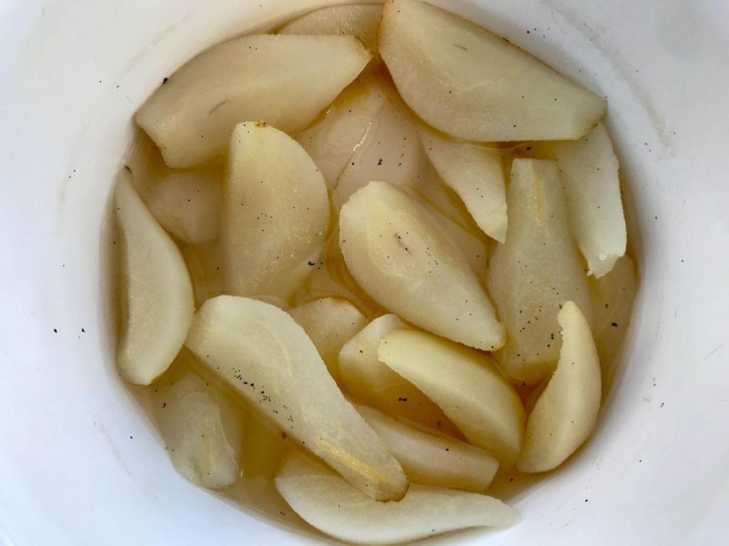 Stewed Pears (no sugar) - Cinnamon and Kale