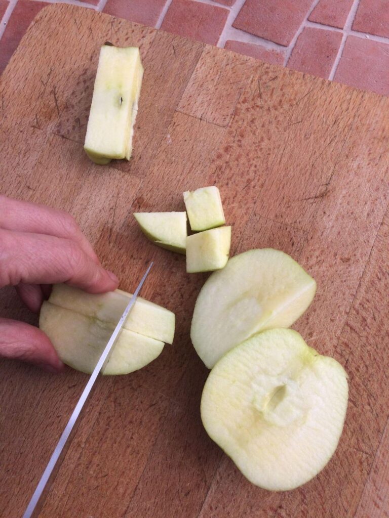 Slow Cooker Applesauce (No Sugar) - Cinnamon and Kale