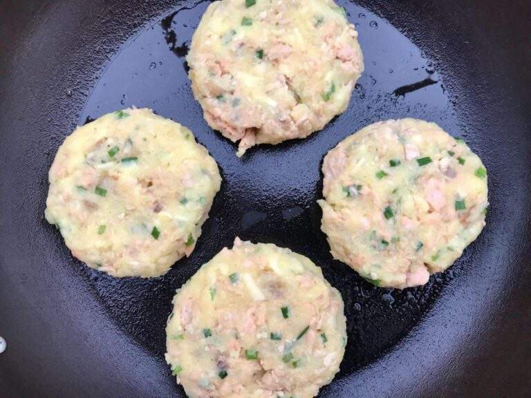 Gluten Free Fish Cakes - Cinnamon and Kale