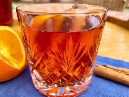 Iced Rooibos Tea - Cinnamon and Kale