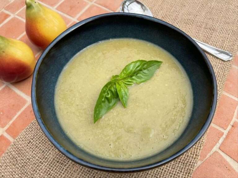 Runner Bean Soup - Cinnamon and Kale